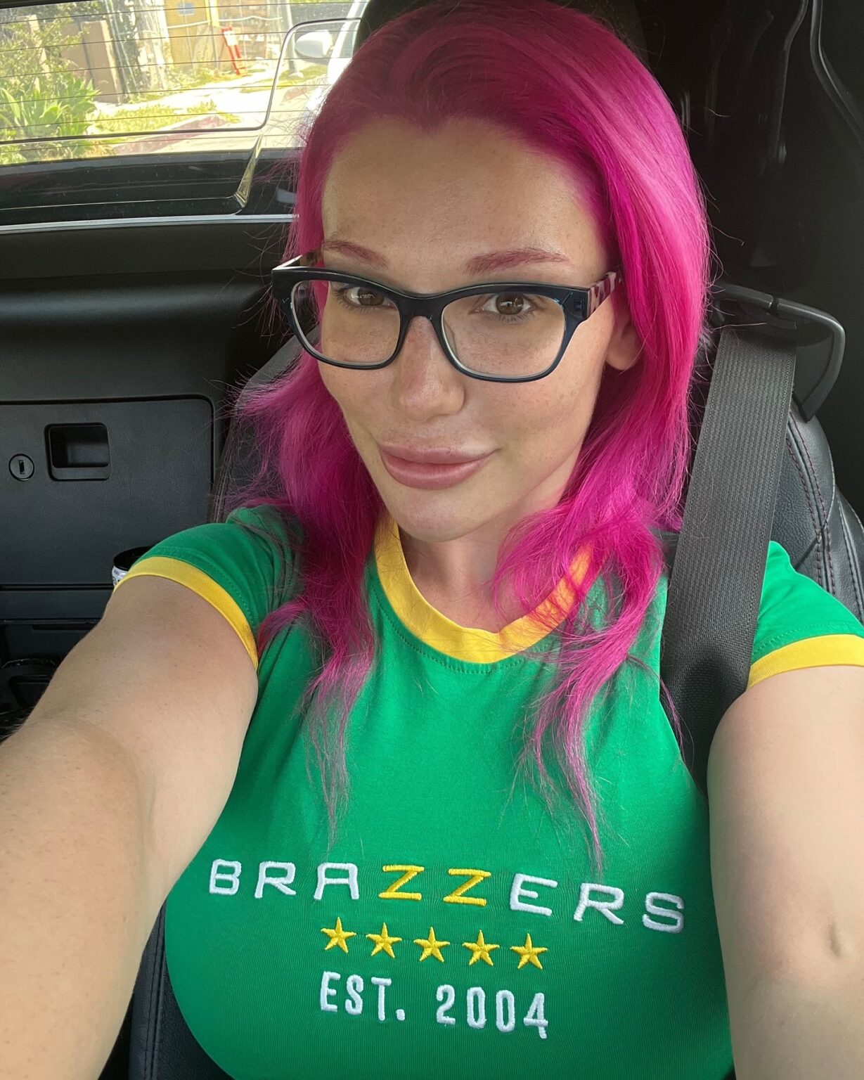 Lily Lou Bio, Age, Career, Net Worth, Height, Education, Boyfriend ...